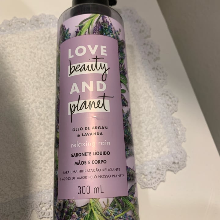 Love Beauty and Planet Sabonete líquido Love beauty and planet Review ...