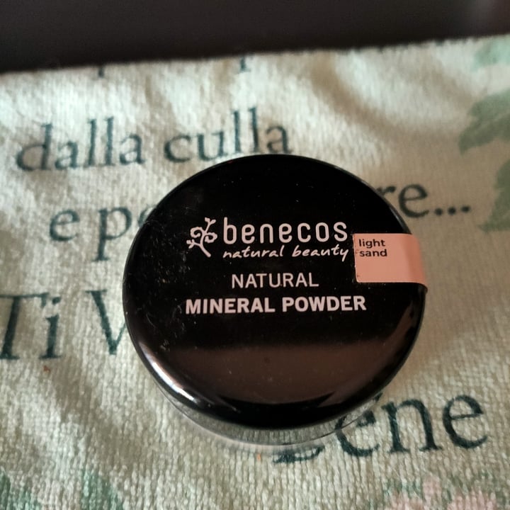 Benecos Natural Mineral Powder Review | abillion