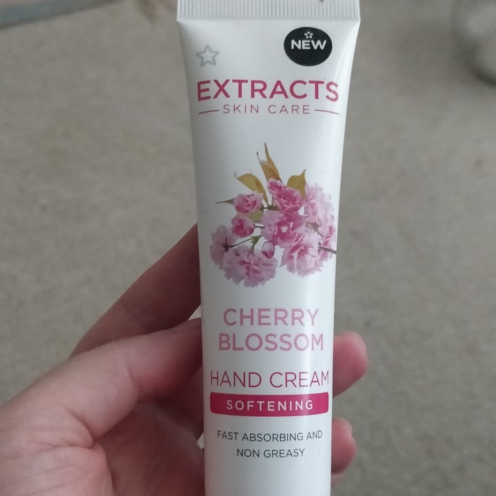 Superdrug Store plc Cherry Blossom Hand Cream Review | abillion