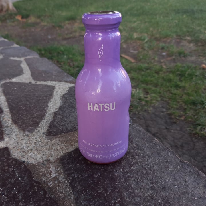 Hatsu Cherry Blossom Flavored White Rea Drink Review | abillion