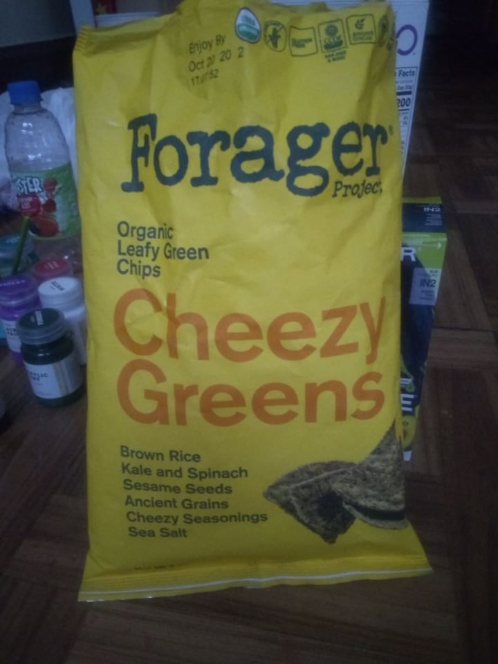 Forager Project Organic Leefy Green Tortilla Chips Cheezy Greens Review ...