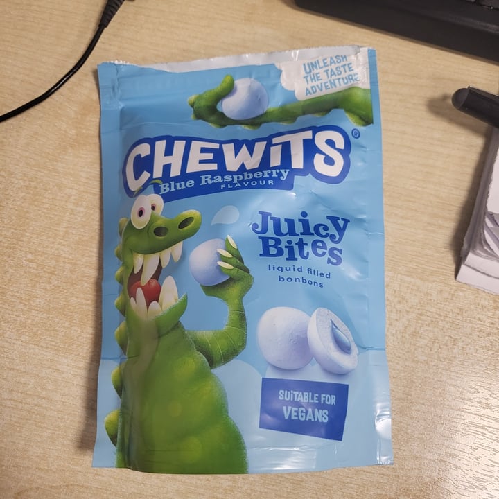 Chewits Blue Raspberry Juicy Bonbon bites Review | abillion