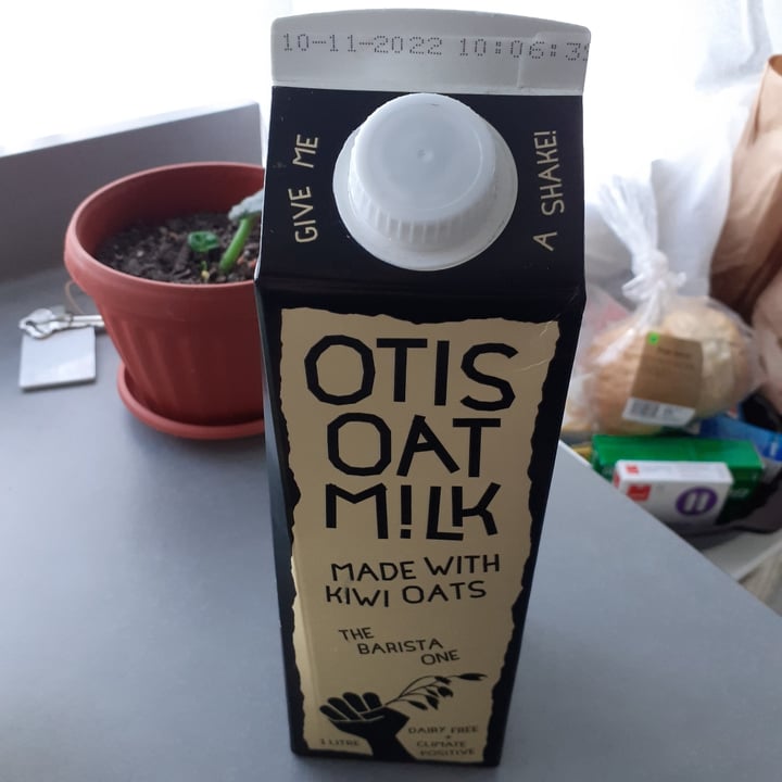 Otis Oat Milk Otis Oat Milk (The Barista One) Review | abillion