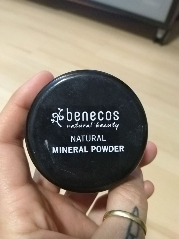 Benecos Mineral powder Review | abillion