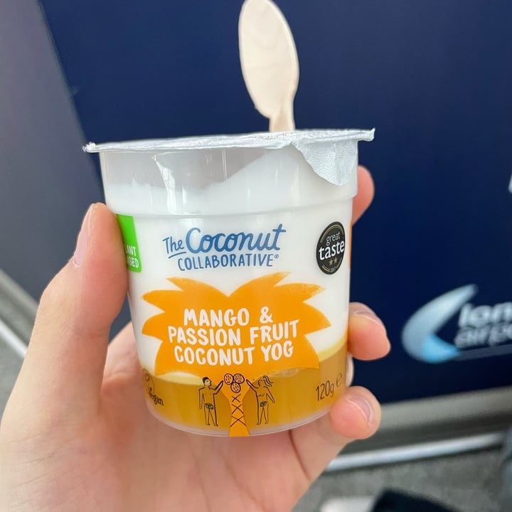 The Coconut Collaborative Mango & Passion Fruit Coconut Yoghurt Review ...