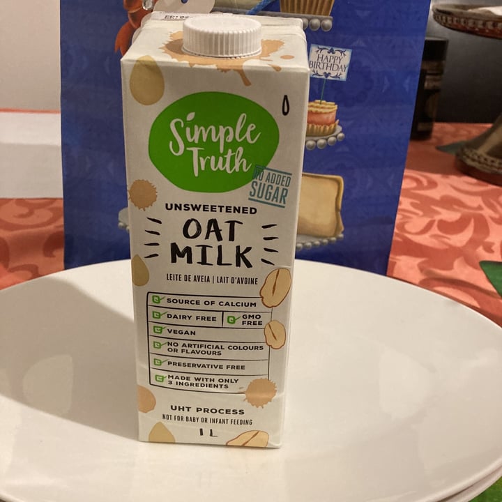 Simple Truth Unsweetened Oat Milk Review | abillion