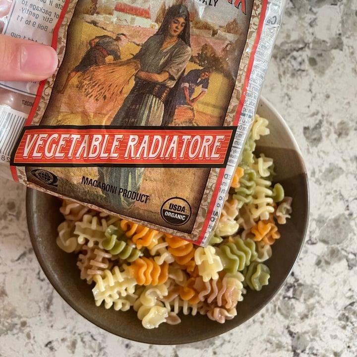 Trader Giottos Organic Pasta: Vegetable Radiatore Review | abillion