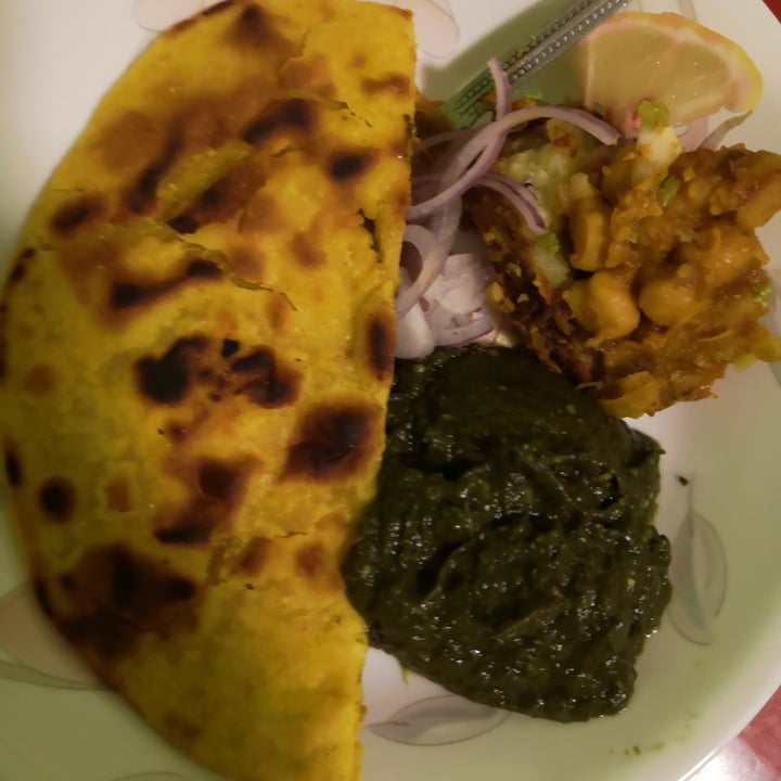 Chutney Mary Bedok, Singapore Sarso ka saag, makke ki roti, alu tikki ...