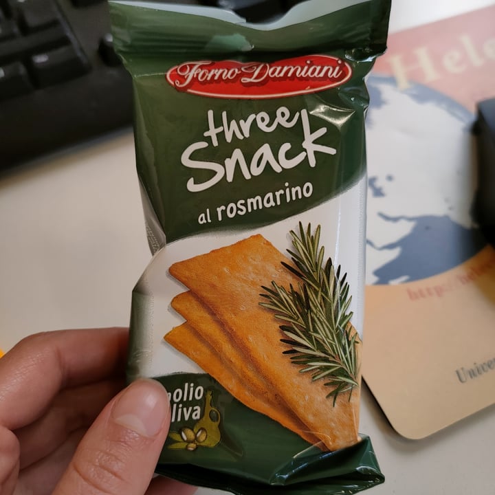 Forno Damiani Three Snack Al Rosmarino Review | abillion
