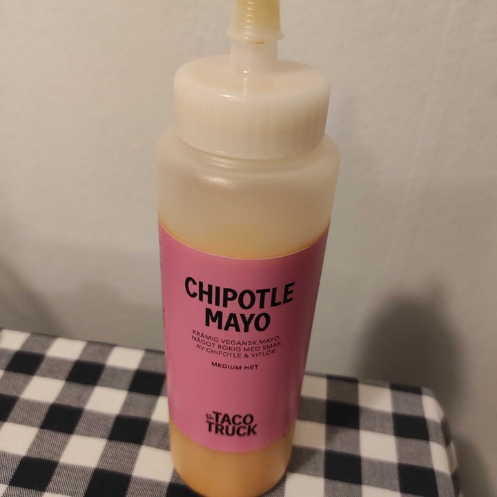 El Taco Truck Chipotle Mayo Review | abillion
