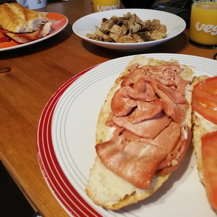 B13 bar Madrid, Spain Bocadillo de Bacon Review | abillion