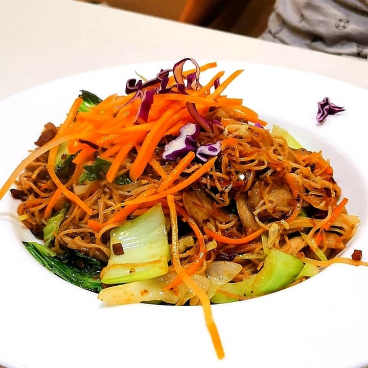 Red Apple Veggie Café Rochor, Singapore Xo Fried Mee Sua Review | abillion