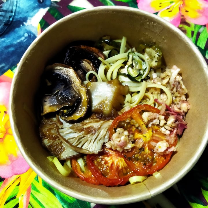 Gaia Food and Market Barrio Santa Fé, Medellín, Colombia Ramen Con ...