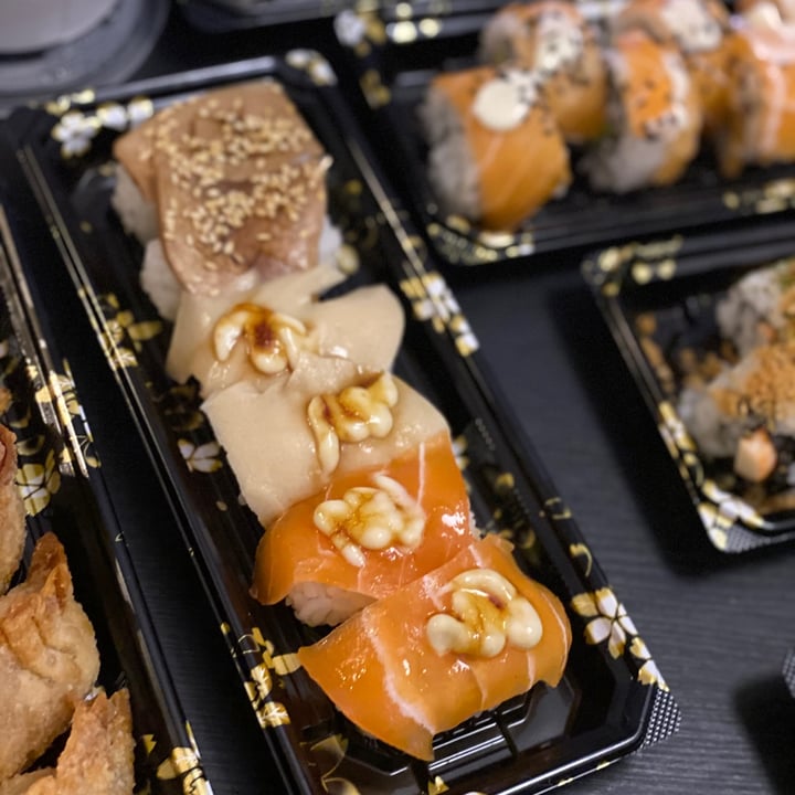 Saute Sushi Paya Lebar, Singapore Aburi Zalmon Review | abillion