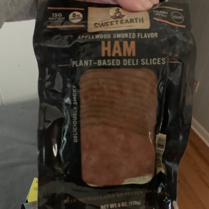 Sweet Earth Applewood Smoked Flavor Ham Plant Based Deli Slices Review ...