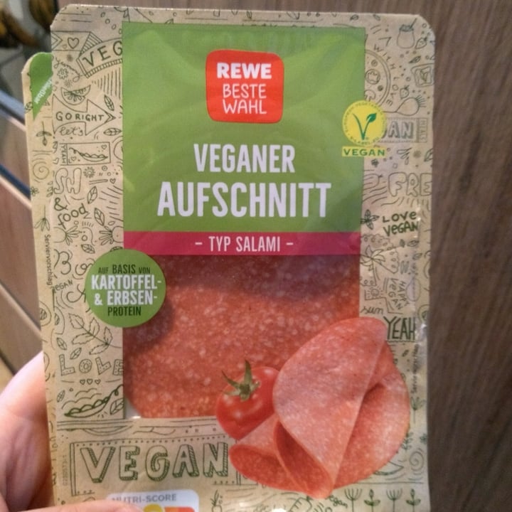 REWE Beste Wahl Veganer Aufschnitt - Typ Salami Review | abillion