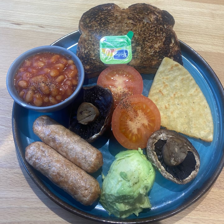 Morrisons Cafe United Kingdom Vegan Breakfast Review | abillion