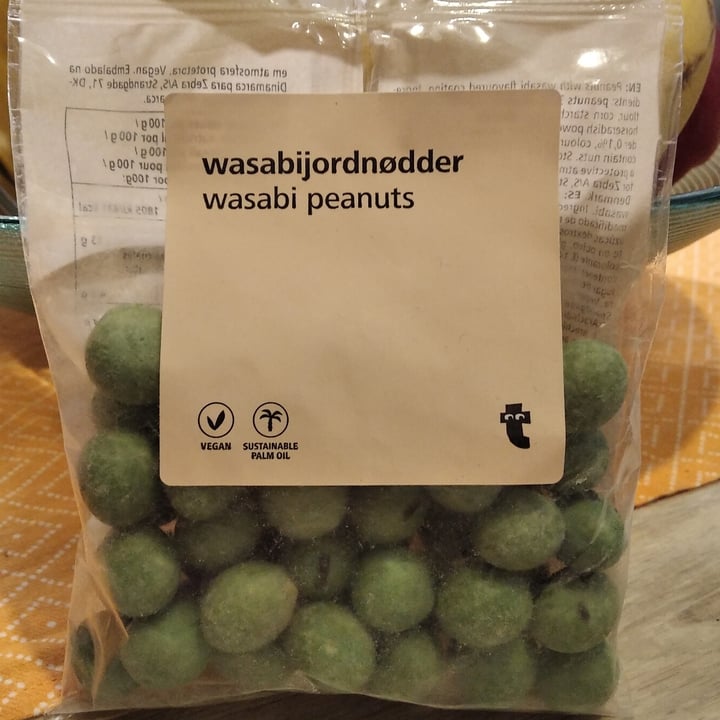 Flying Tiger Wasabi peanut snack Review | abillion