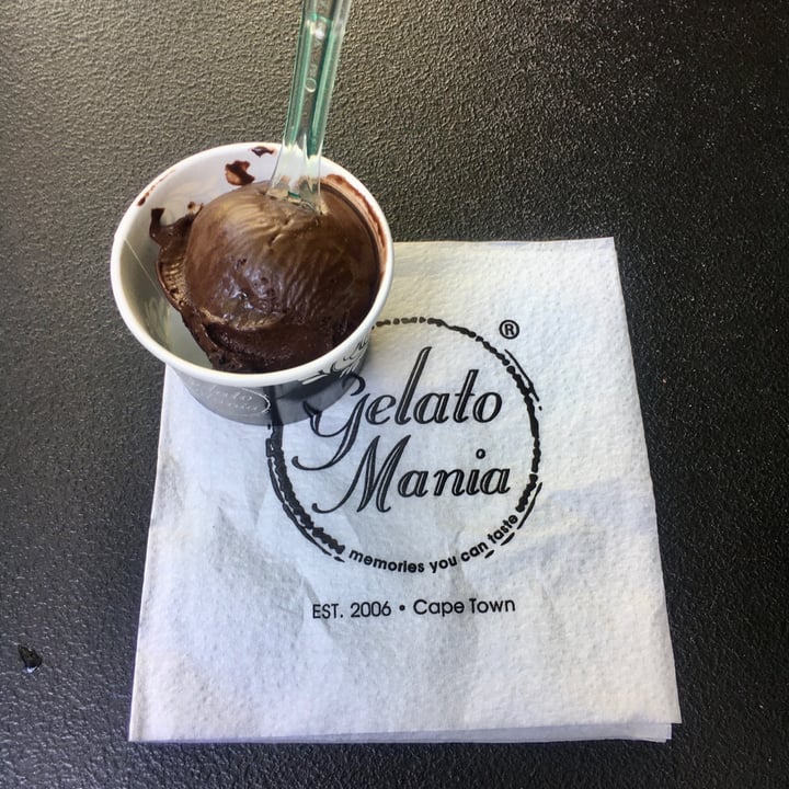Gelato Mania Cape Town, South Africa Chocolate Raspberry Review | abillion