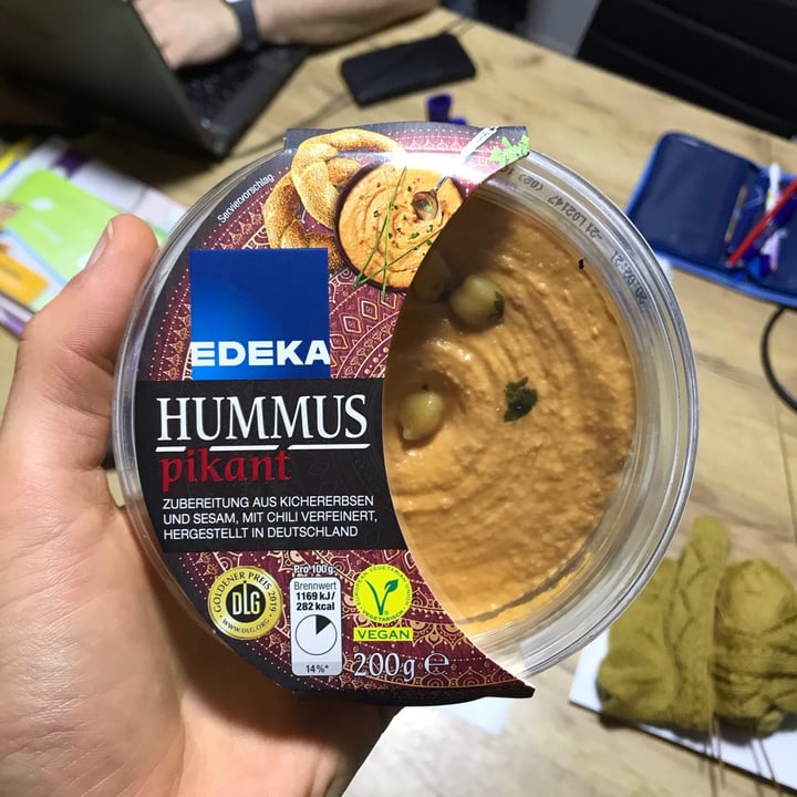 Edeka Hummus Pikant Review | abillion