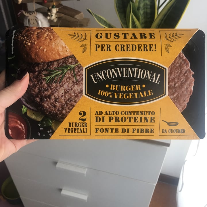 Unconventional Burger Vegetale Classico - Classic Burger Review | abillion
