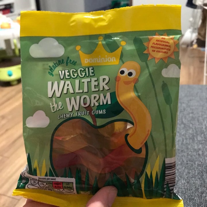 ALDI Veggie Walter The Worm Chewy Fruit Gums Review | abillion