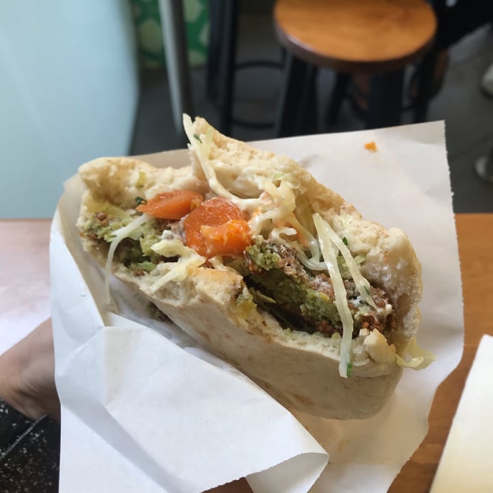 Maoz Vegetarian Barcelona, Spain Falafel Review | abillion