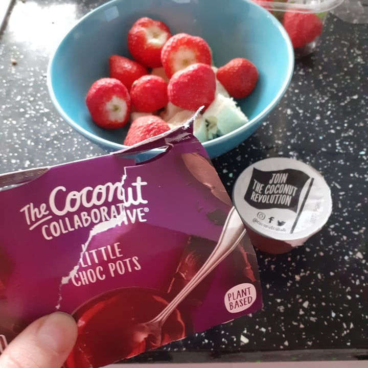 The Coconut Collaborative Little Chocolate Pots Review | abillion