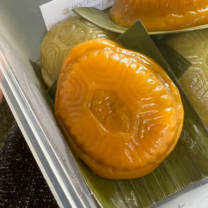 The Ang Ku Kueh Hut Novena, Singapore Chestnut Ang Ku Kueh Review ...