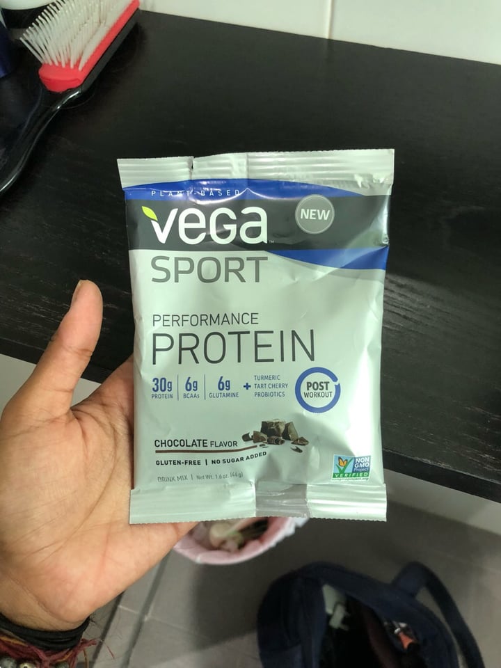 Plant-Based Vega Vega Sport Protein Powder Chocolate Flavored Review ...