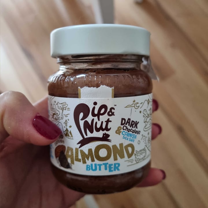 Pip & Nut Limited edition Dark Chocolate Cornish sea salt almond butter ...