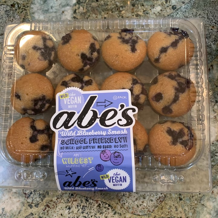 Abe's Vegan Muffins Wild Blueberry Muffin Review | abillion
