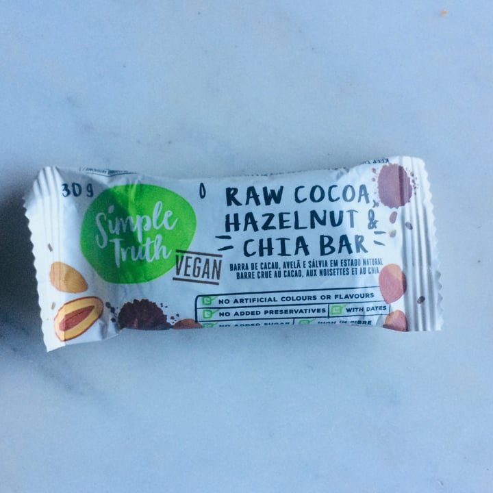 Simple Truth Raw Cocoa, Hazelnut & Chia Bar Review | abillion