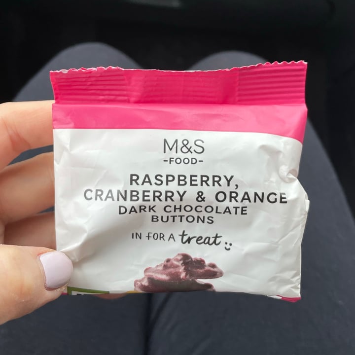 Marks & Spencer Food (M&S) Raspberry, cranberry & orange dark chocolate ...