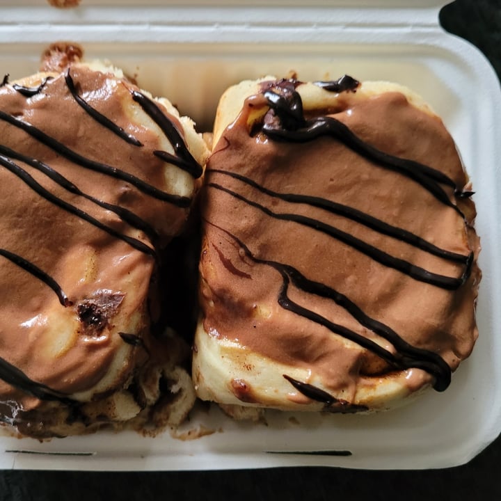 Bunny's Nook Kitchen Victoria, Canada Double Chocolate Cinnamon Bun ...
