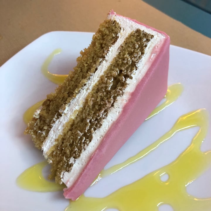 Freedom Cakes Madrid, Spain CAKE Pantera Rosa Review | abillion