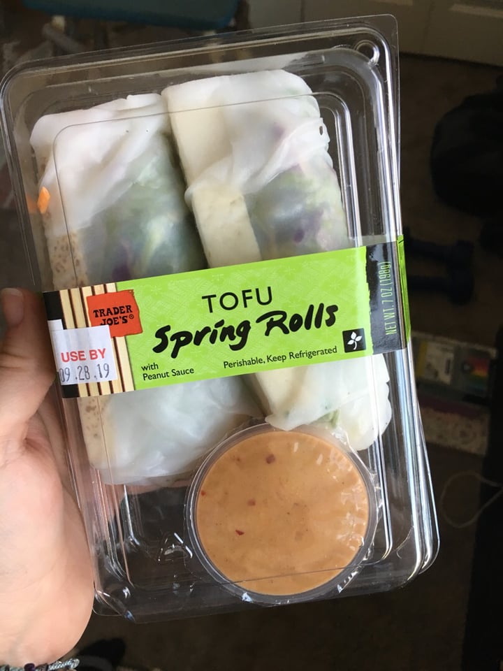 Trader Joe's Tofu spring rolls Review | abillion