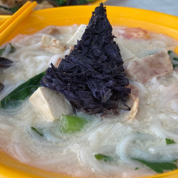 Kwan Tzi Zhai Vegetarian Catering Geylang, Singapore Fish Head Rice ...