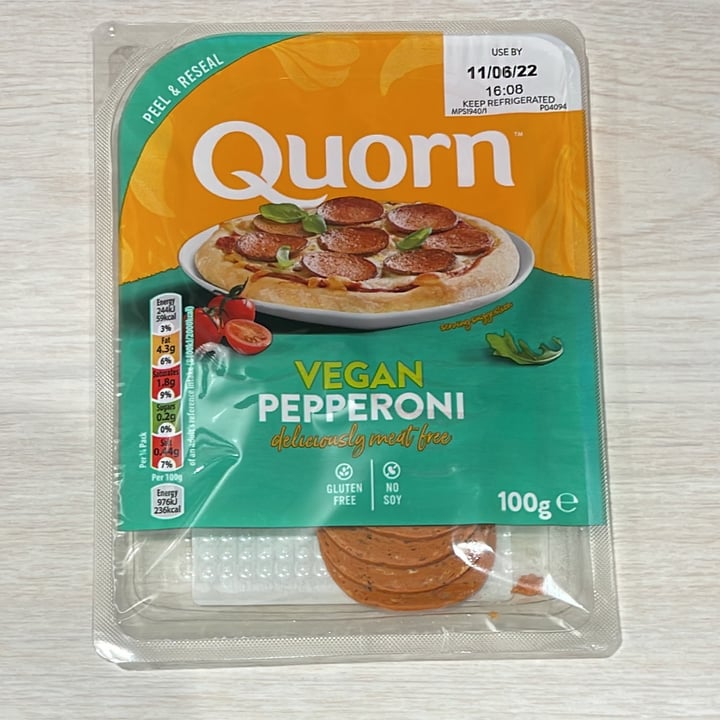 Quorn Vegan pepperoni Review | abillion