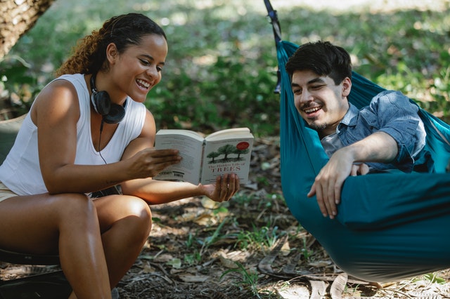Does He Like Me? Relationship Quiz