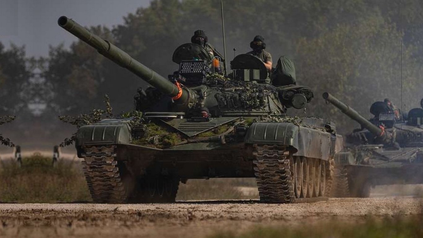 Video: ruský dron zničil ukrajinský tank T-72 jednou přesně vedenou ranou. Voják věděl, kam udeřit