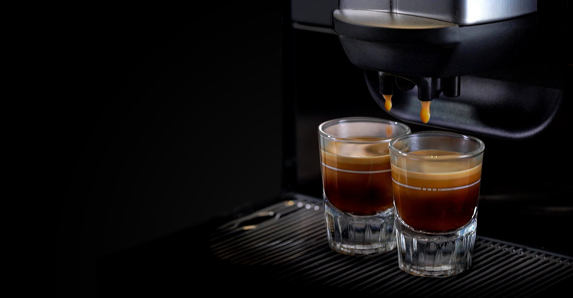 R42 - Fresh Milk Bean to Cup Commercial Coffee Machine