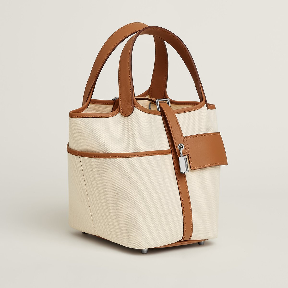 Hermès Picotin Lock 18 pocket bag Écru/Gold Swift Calfskin | BagUSeek