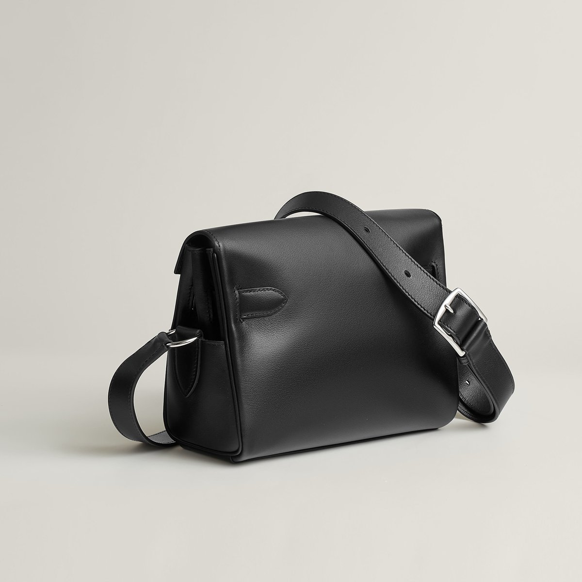 Hermès Kelly Messenger PM bag Noir | BagUSeek