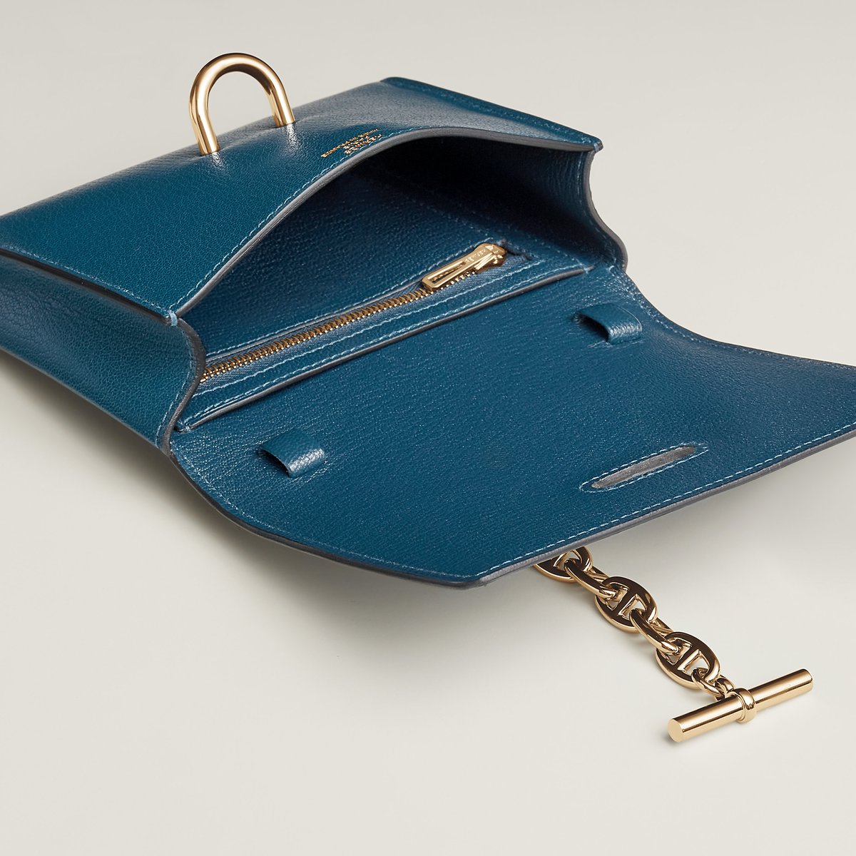 Hermès Chaine d'Ancre To Go wallet Deep Blue | BagUSeek