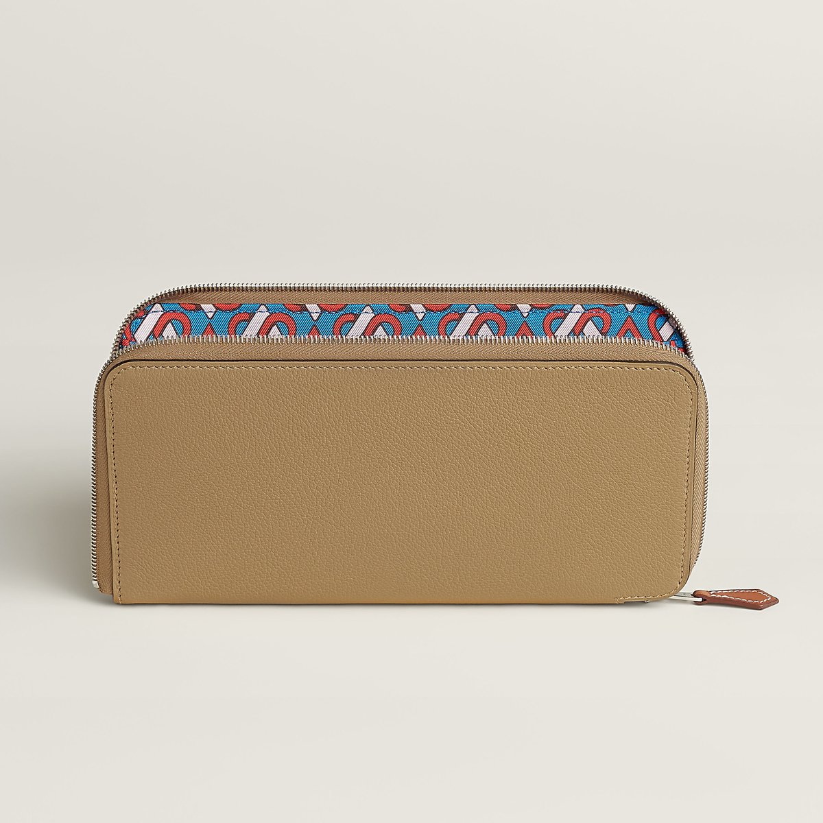 Hermès Silk'In Classique long wallet Poussière/hydra/rouge Radieux ...