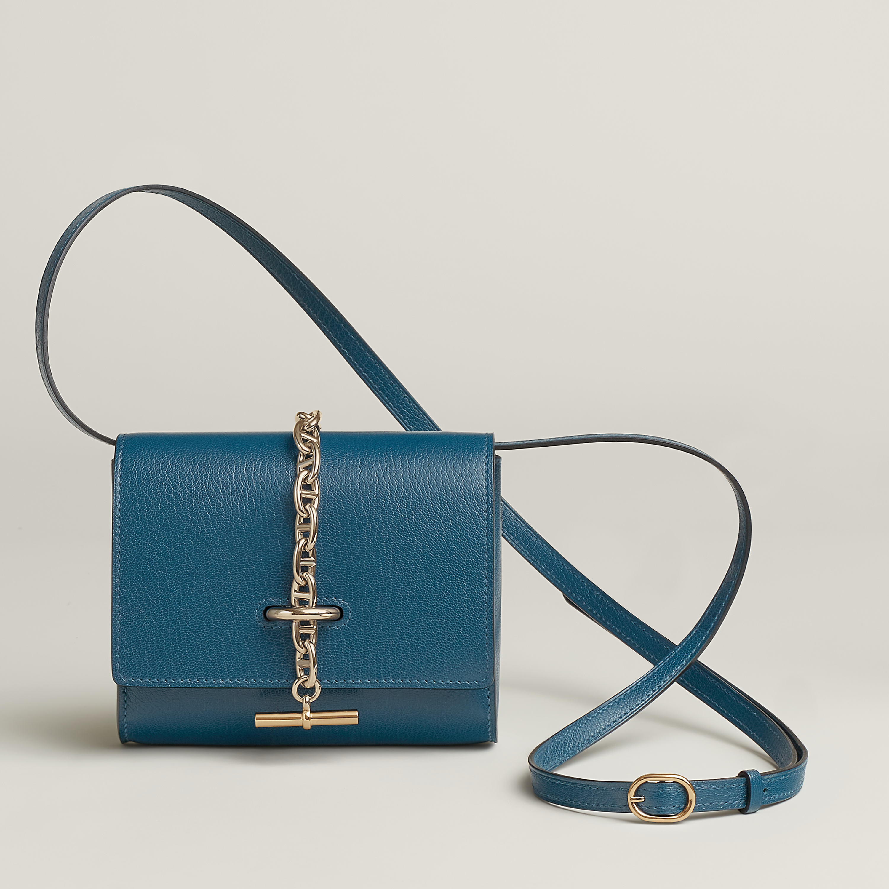 Hermès Chaine d'Ancre To Go wallet Deep Blue | BagUSeek