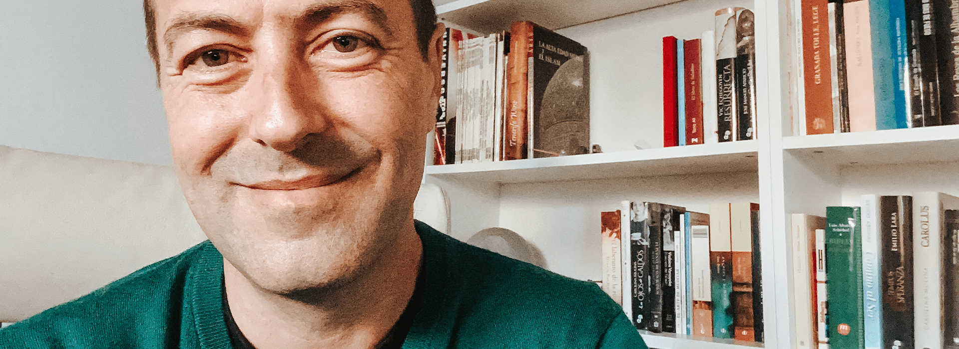 Entrevista a Mario Villén —«Los personajes de la Ilíada tienen mucha ...