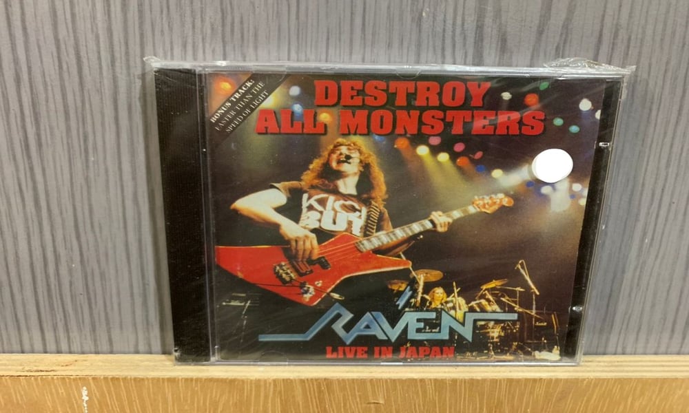 RAVEN - DESTROY ALL MONSTER LIVE IN JAPAN (NA