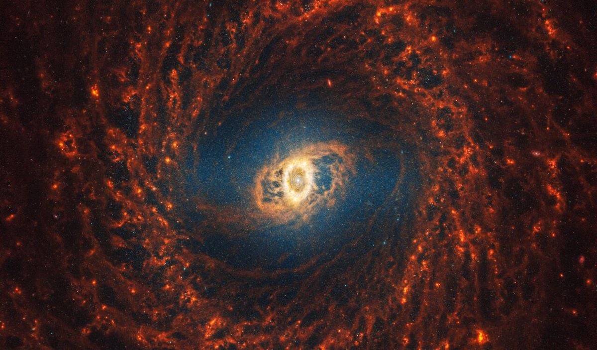 Heartland Magazine: Unveiling Astonishing Images of 19 Spiral Galaxies ... Heartland Magazine: Unveiling Astonishing Images of 19 Spiral Galaxies ...
